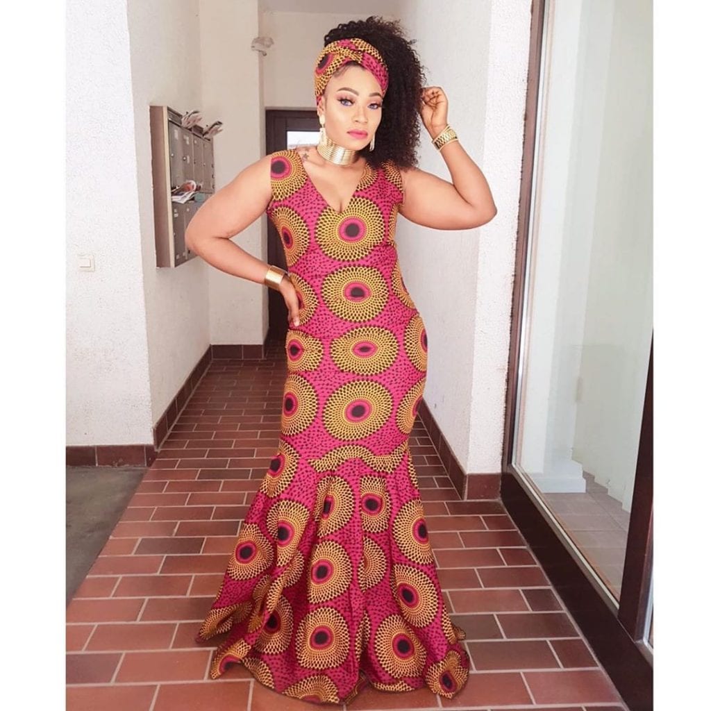 33 Awesome Styles of 90s Dresses We Can't Forget - 90s Fashion World